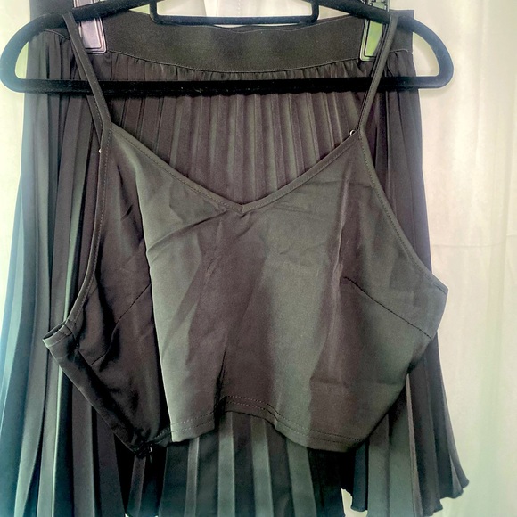 SHEIN | Skirts | Two Piece Pleated Skirt Set With Cropped Camisole New ...